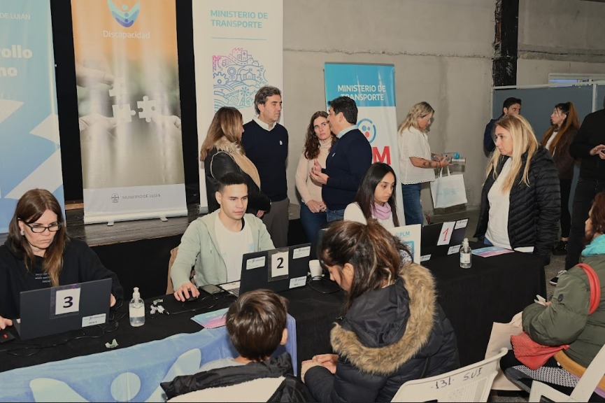 Se entregaron más de 200 Pases Libres Multimodales