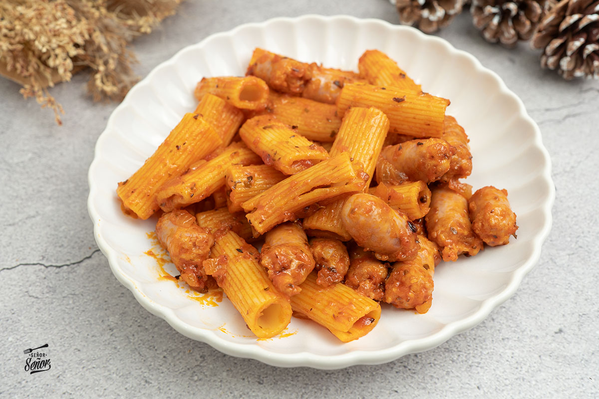 Pasta con longaniza. Receta casera italiana